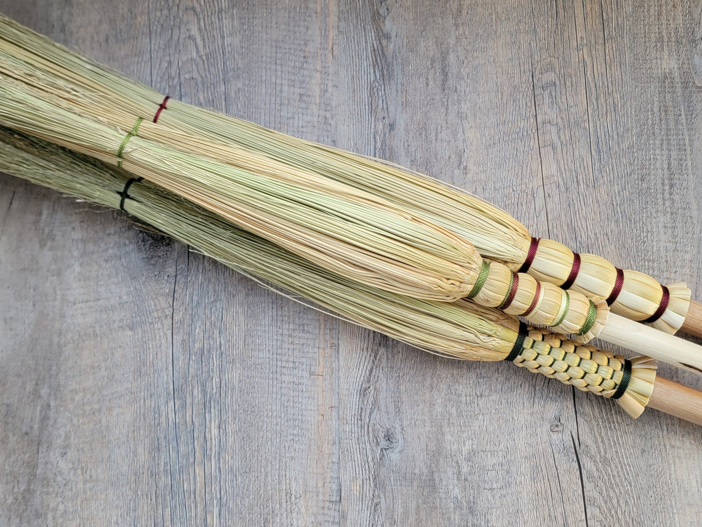 7.13.23 Cobweb Brooms with Robert Sheckler – PortFiber